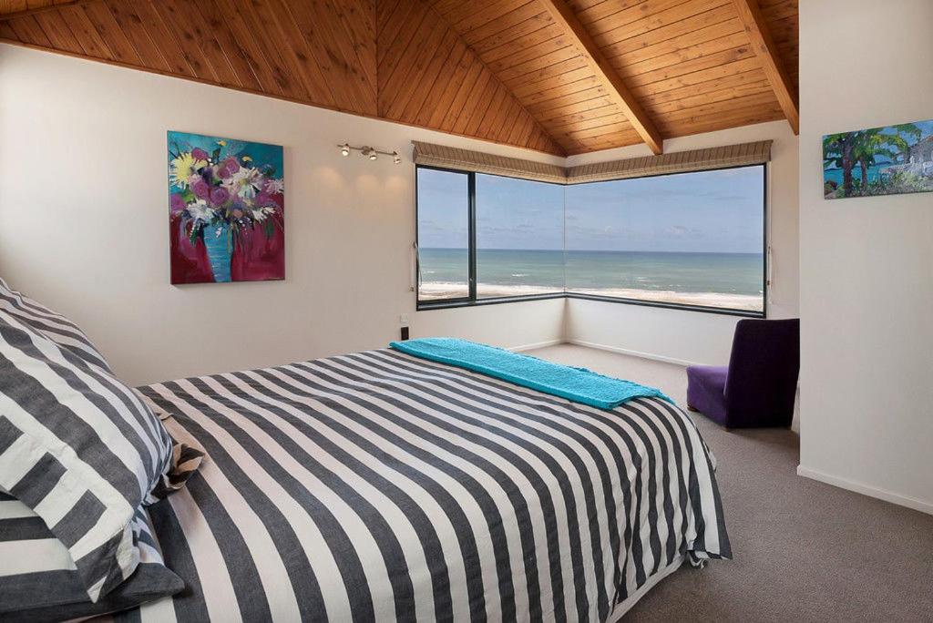 Stunning Views in Baylys Beach - Traveleto