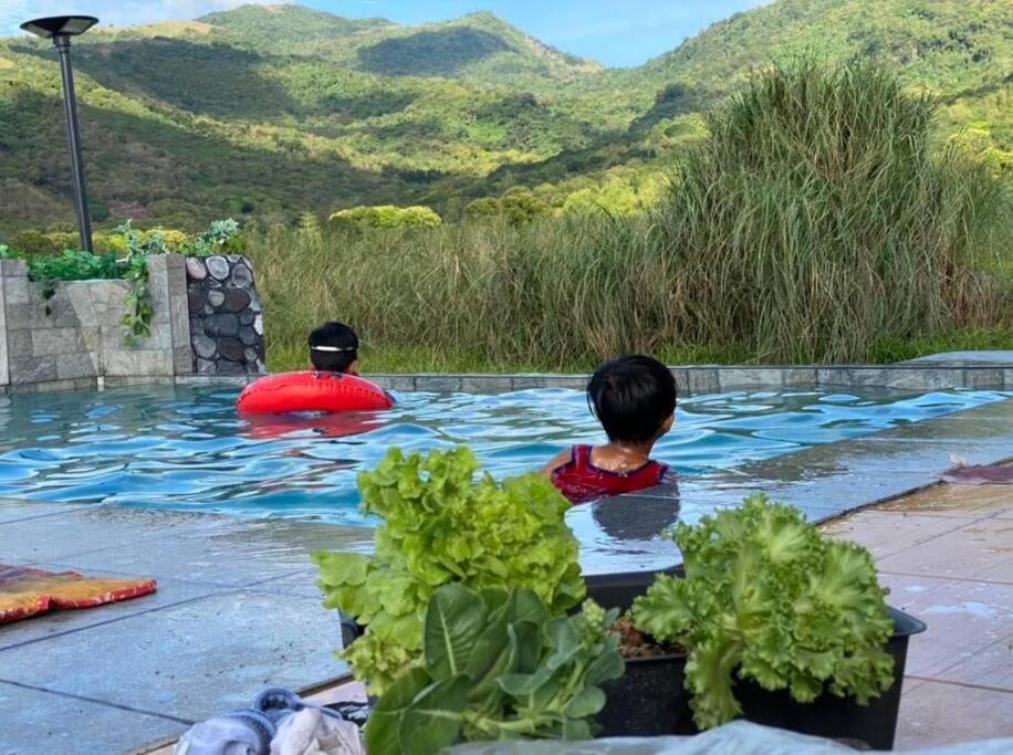Casita Blanca Jala Jala Tiny House And Farm Stay Jalajala